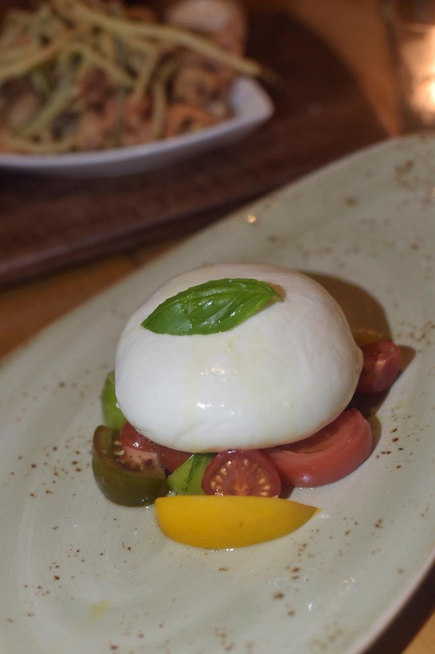 Bussola. Award Winning Italian Restaurant in Dubai - Arte & Lusso