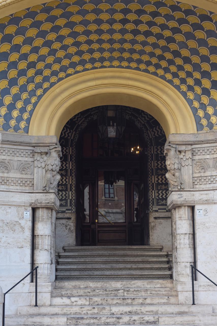 Discovering Rome: Quartiere Coppede - Arte & Lusso