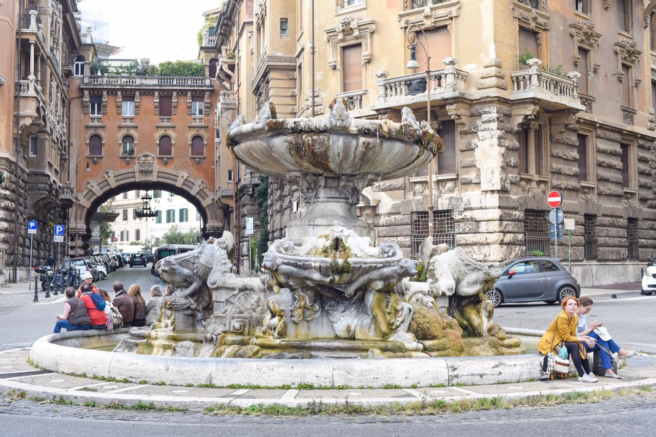 Discovering Rome: Quartiere Coppede - Arte & Lusso